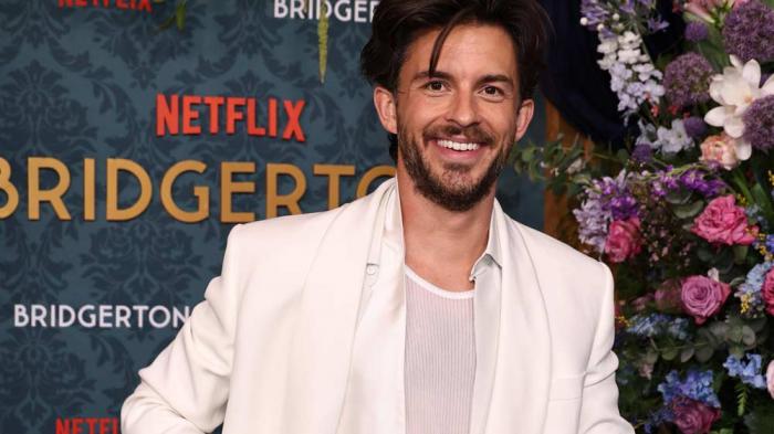 Thirst Trap of the Day: Jonathan Bailey Breaks the Internet with Sweaty ...