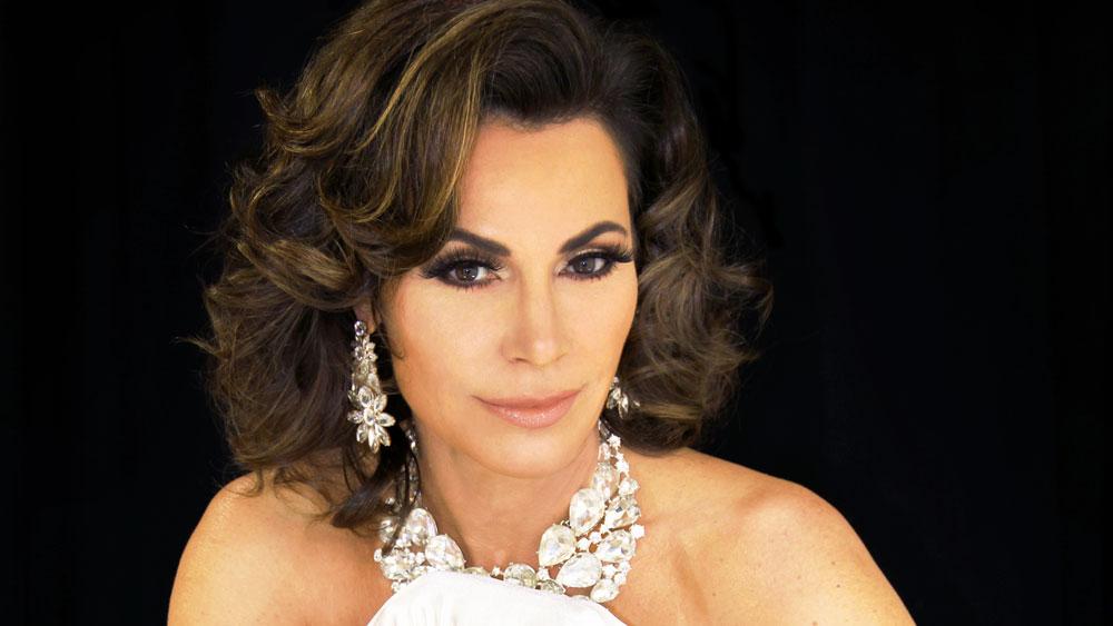 What Is 'Marry F Kill!?' Countess LuAnn de Lesseps on her Latest ...